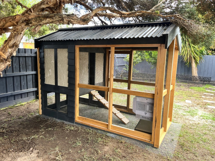 Luxury Farmhouse Chicken Coops – Talking Hens